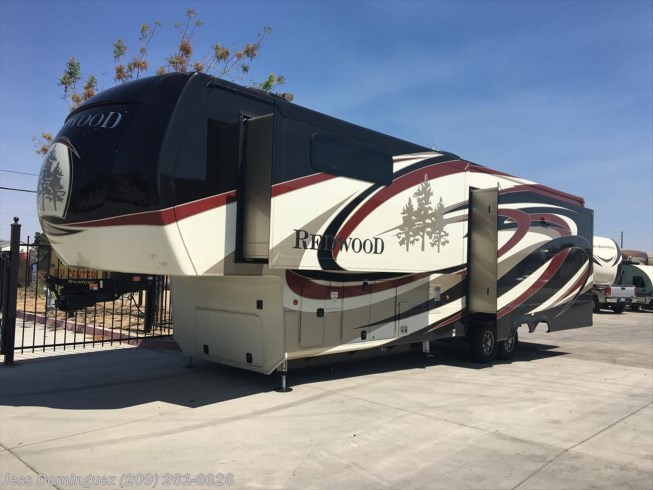 RV Find of the Week: 2017 Redwood Residential Vehicle - RV Lifestyle ...