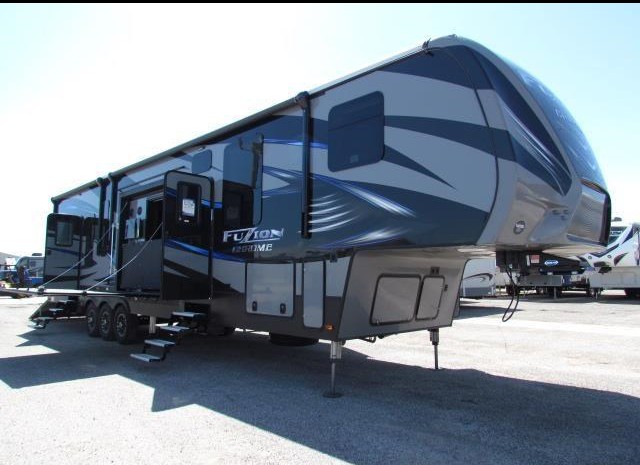 RV Find of the Week: 2017 Keystone Fuzion Toy Hauler - RV Lifestyle ...