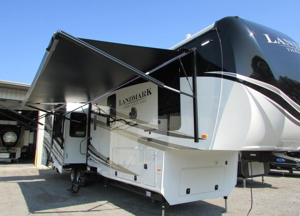 Featured RV of the Week: Heartland Landmark 365 Fifth Wheel - RV ...